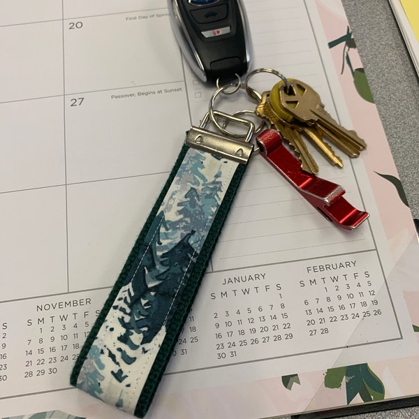Winter Evergreen Tree Key Fob- 2 Sizes- 3 Colors - Etsy