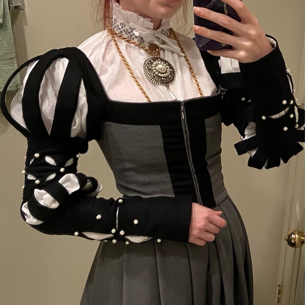 Ladies' Elizabethan Embroidered White Linen Partlet Blouse - Etsy