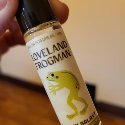 Skunk Ape Roll on Perfume Oil / Bigfoot Sasquatch Cryptid Perfume ...