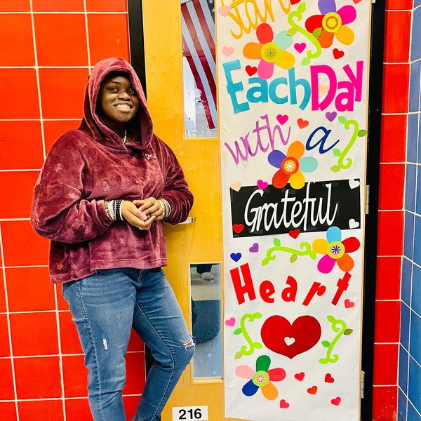 Classroom Door Decoration/ Start Each Day With a Grateful Heart ...