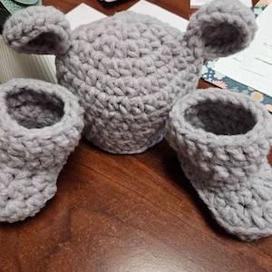 CROCHET PATTERN Bear Baby Hat and Booties Set Newborn Photo Prop ...