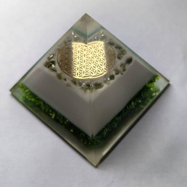 Moldavite Orgone Pyramid | Moldavite Crystal | Energy Generator Emf ...