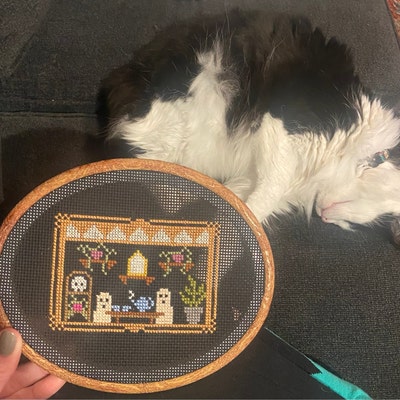 Beloved Family Pet Cross Stitch Pattern / Haunted House / - Etsy