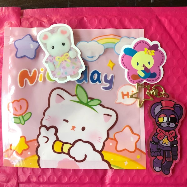 PRE-ORDER - Dandy's World Keychains! - Fanmerch - Roblox Game - Shrimpo ...