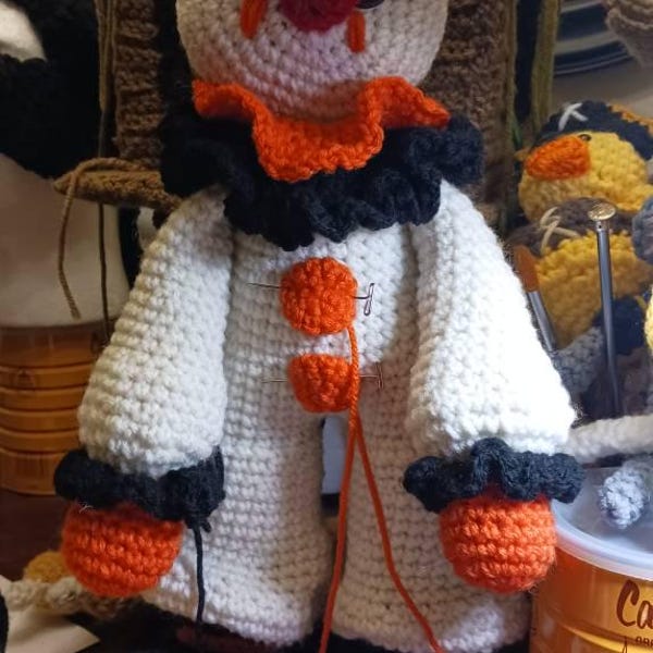 Clubs the Clown - Crochet Amigurumi/plushy *PATTERN* - Etsy