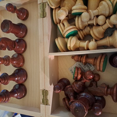 Vintage Swiss Made glass Eyed Chess Set With Marquetry Folding Chess ...