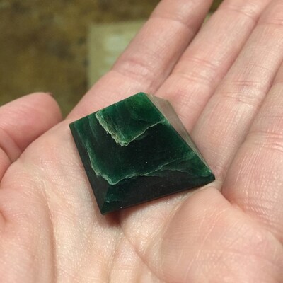 JADE Natural Medium Gemstone Crystal Pyramid 27-30mm - Etsy