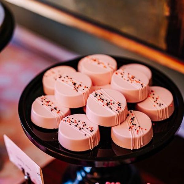 Baby Shower Chocolate Covered Oreos, Onesie, Baby Girl, Baby Pink, Oreo ...