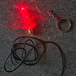 Star Wars Lightsaber Kyber Crystal 100 % Handcrafted Glowing Replica ...