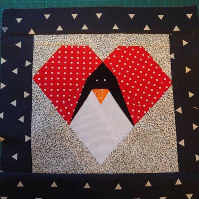FREE Loveable Penguin Paper Pieced Block in PDF - Etsy