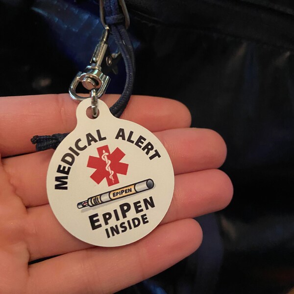 Epipen Inside Tag Medical Alert I Carry an Epipen Allergy Alert Clip on Lobster Clasp With ...