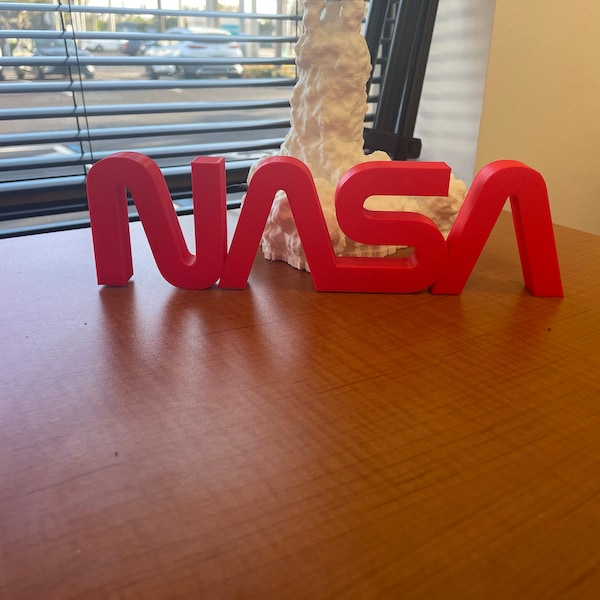 3D Printed NASA Worm and Meatball Displays for Wall or Desk - Etsy