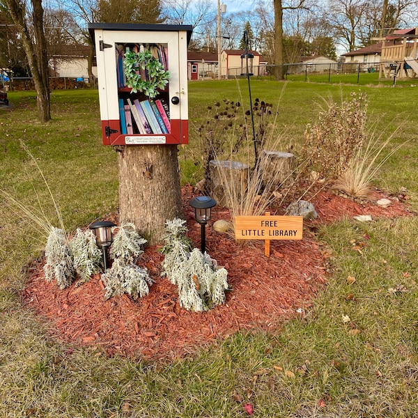 Free Library Sign, Little Library Marker, Yard Art, Outdoor Sign, Lawn ...