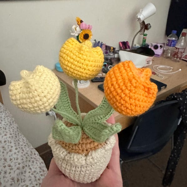 One Lily With Bud,crochet Lily Flower Bouquet, Stargazer Lily, Hand ...