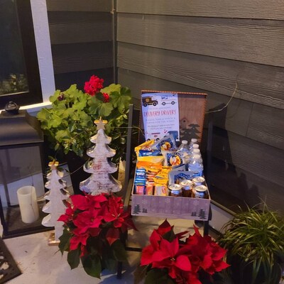 Delivery Driver Snack & Drink Sign, Mail Carrier, Packages, Essential ...