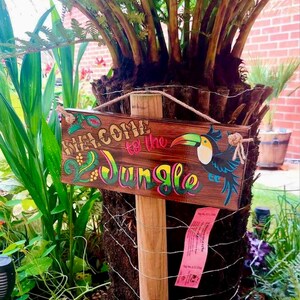 Hand Painted Chicken Coop Sign, the Hen Pen, Poultry, Back Garden Hens ...