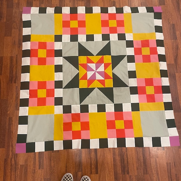 Flower Checks Quilt Pattern - Etsy