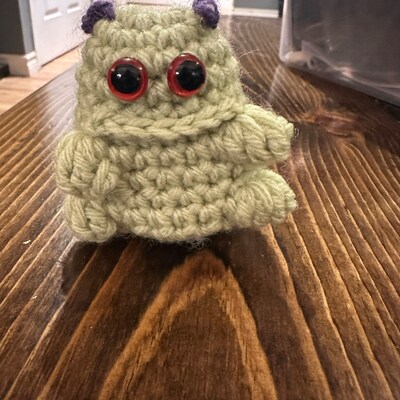 Pocket Worry Monster Crochet Pattern PDF - Etsy
