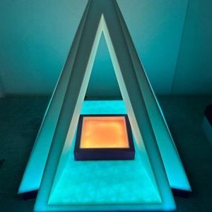LED Table Lamp Pyramid,3d Printed Modern Desk Lamp With Color Changing ...