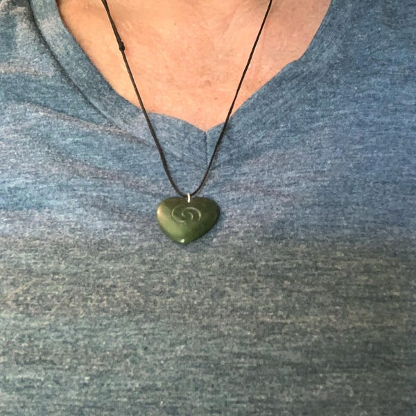 Maori Koru Trinity~ Hand Carved in Bone for Family Unity & Love - Etsy