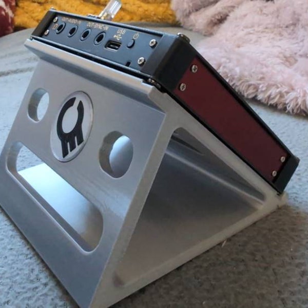 Behringer Crave / Edge / Spice / Grind 2 Tier Side Panels / Stand - Etsy