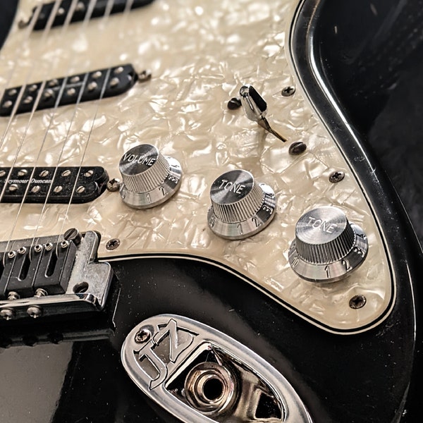 Aluminium Stratocaster Knob Set Strat Tophat Guitar Amp Pedal Volume ...