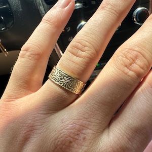 Rustic 14k Gold Mens Wedding Ring, Tree Bark Organic Texture Ring ...