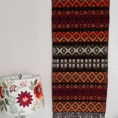 MARLAW HAMILTON FIGURINE / Pottery / Hand Painted / - Etsy