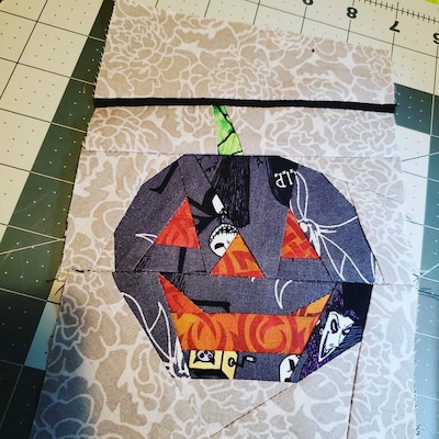 Golden Book Paper Pieced Quilt Block Pattern - Etsy