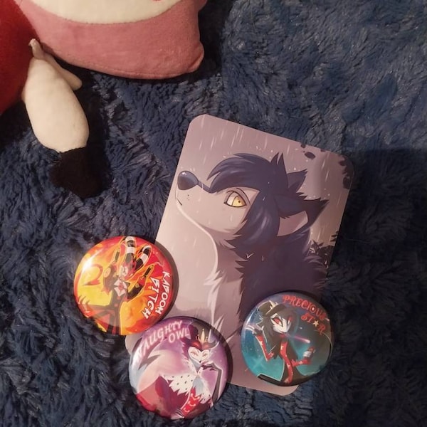 Vultures - BADGES Collection: Eurasian Griffon Vulture, Cinereous ...