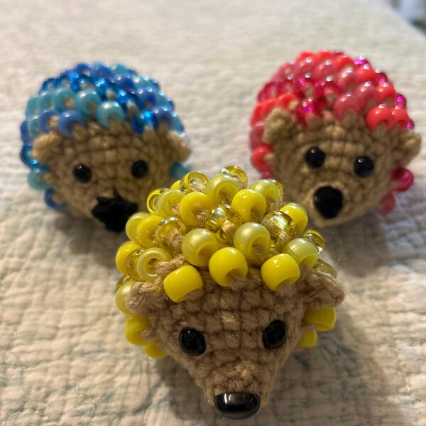 Beaded Fidget Hedgehog Crochet Pattern: Beginner Friendly, No Sew ...