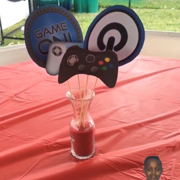 Gamer Party Centerpieces, Video Game Party Birthday Cake Topper ...