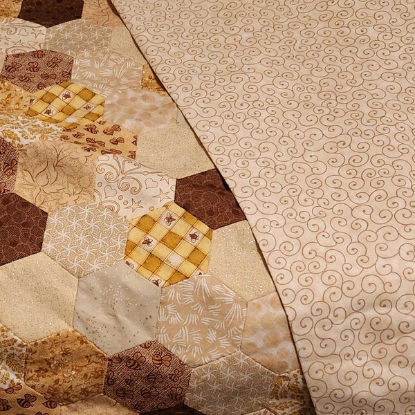 108-inch Quilt Backing Quilter's Fabric Scrolling by the Yard Cotton ...