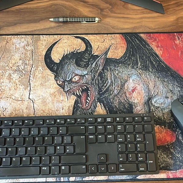 Serene Rat Silhouette Japanese Art Desk Mat | Samurai Rat Mouse Pad ...