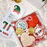 Joy Baubles Popup Embosser Cookie Biscuit Stamp Fondant Cake - Etsy UK