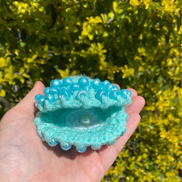 Beaded Fidget Keychain Crochet Pattern | Crochet Fidget Keychain ...