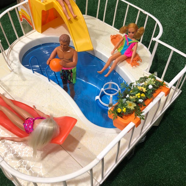 Miniature Draping Rose Window Box/polymer Roses/draping Greenery/6 ...