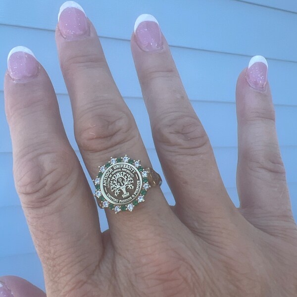 Solid Gold Women's College Ring , High School Rings , Graduation Ring ...