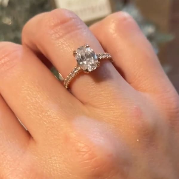 1 Carat Oval Accented Solitaire Engagement Ring With Side Stones Simple ...