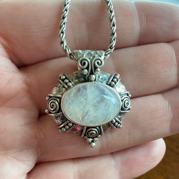Sterling Silver Labradorite Necklace: Handmade Balinese Style Gemstone ...