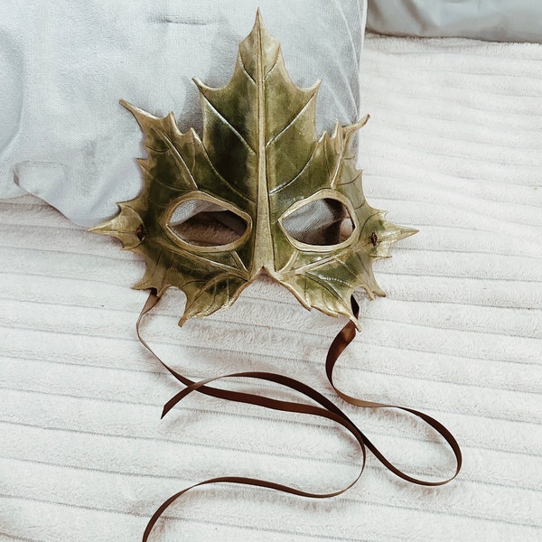 Gold Dust Dryad - Green and Gold Maple Leaf Masquerade Mask Fantasy ...