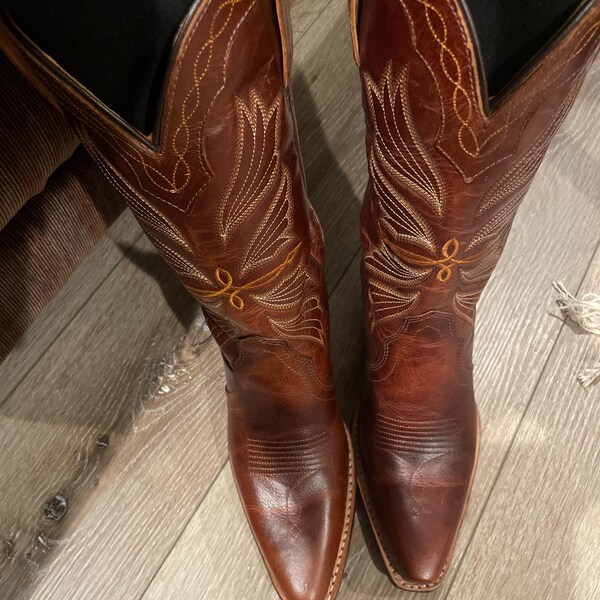 Tooled Leather and Cowhide Heels - Etsy