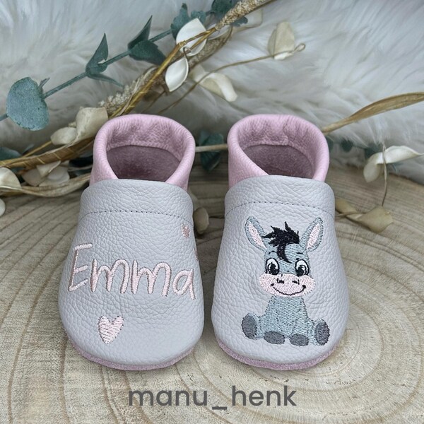 Baby Boy Cow in Hat Embroidery Design, Animal Embroidery Design ...