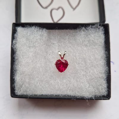 Genuine Flaming Ruby Acute Triangle Cut Loose Gemstone Red Corundum Lab ...