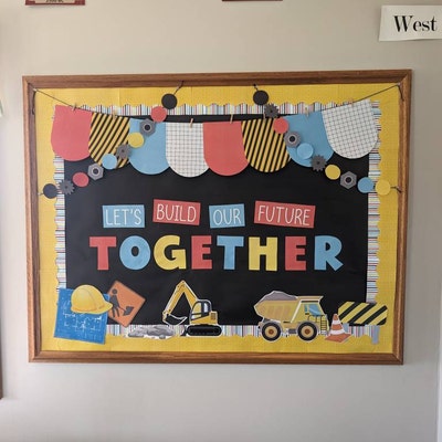 Honeycomb Bulletin Board Letters, Bumble Bee Printable Letters for ...