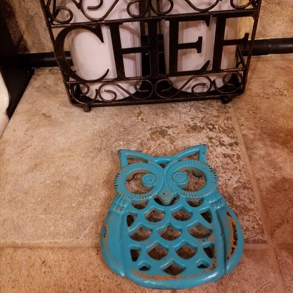 Owl Trivet/ Cast Iron Owl Trivet/ Distressed Trivet/ Shabby Chic Decor ...