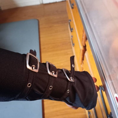 Distressed Fingerless Gothic Wasteland Gloves Handwarmers Post ...