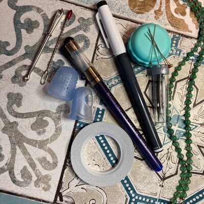 ONE Macaron Magnetic Needle Sharpener Cute Sewing Notion for Sharpening ...