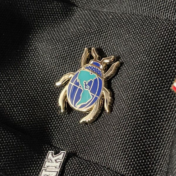 Trilobite Enamel Pin - Etsy