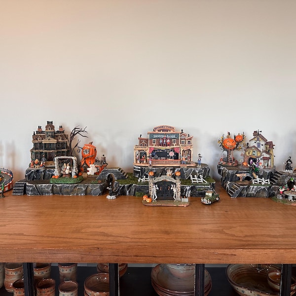 360-degree Centerpiece Display Platform (houses NOT Included) for Dept ...